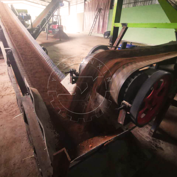 Solution for Composting Poultry Manure | Windrow Trench & In-vessel