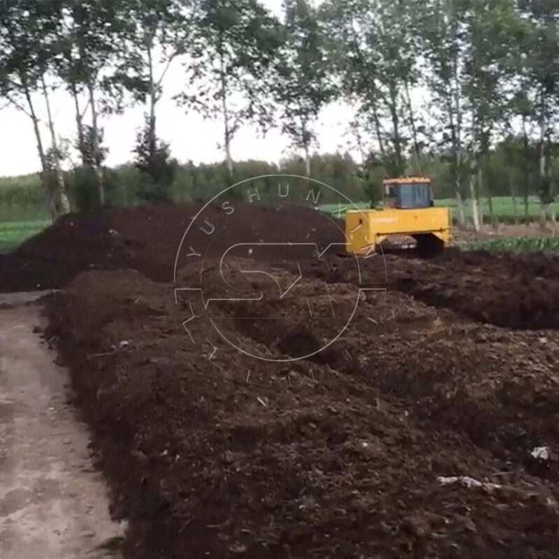 Solution for Composting Poultry Manure | Windrow Trench & In-vessel